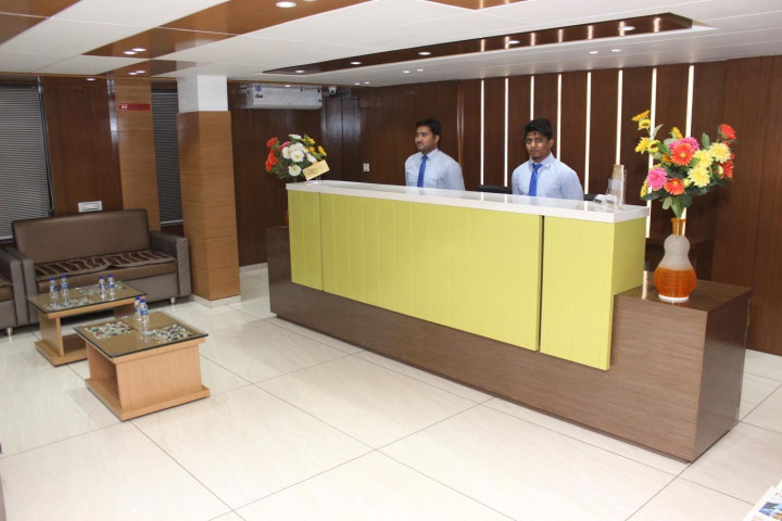 Hotel The Furat Inn - Vapi