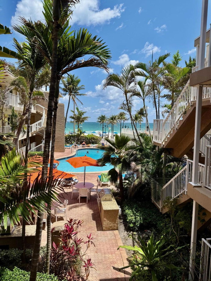 Silver Seas Beach Resort - Florida