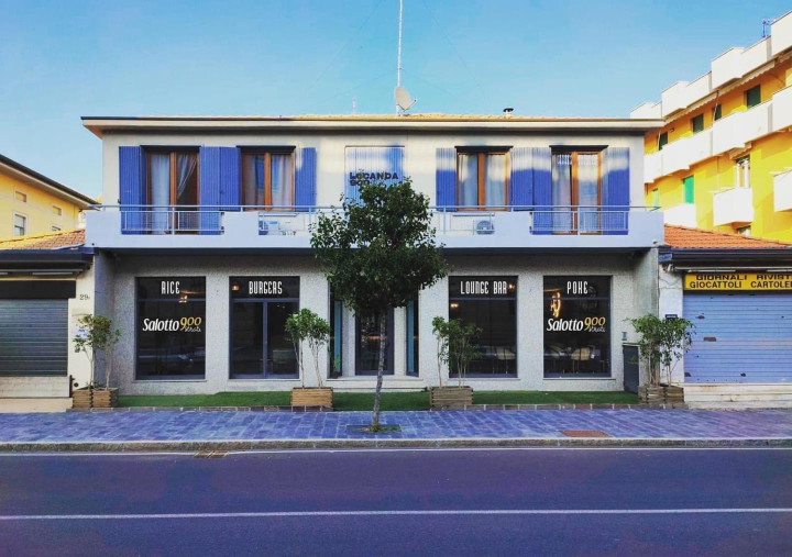 Salotto "900strati" - Orio al Serio