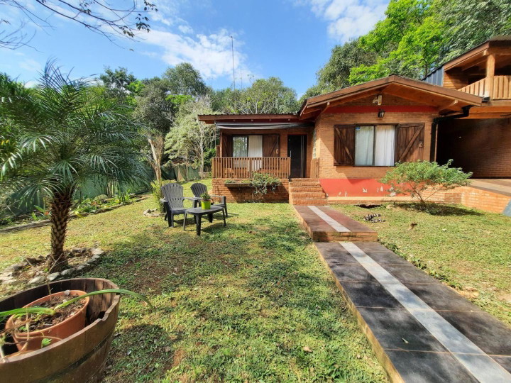 Casa Amplia Y Moderna - Eldorado, Misiones, Argentina