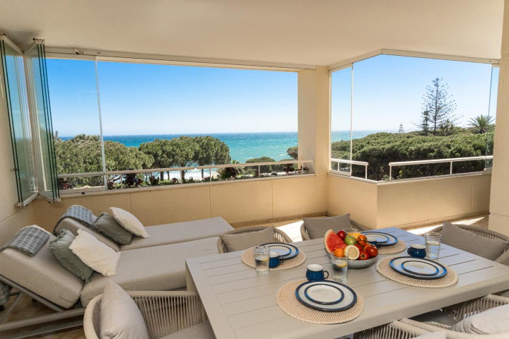 Beach-line Apartment - Andalucía