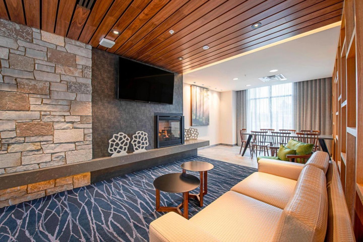 Fairfield Inn & Suites By Marriott Duluth Waterfront - Duluth, MN