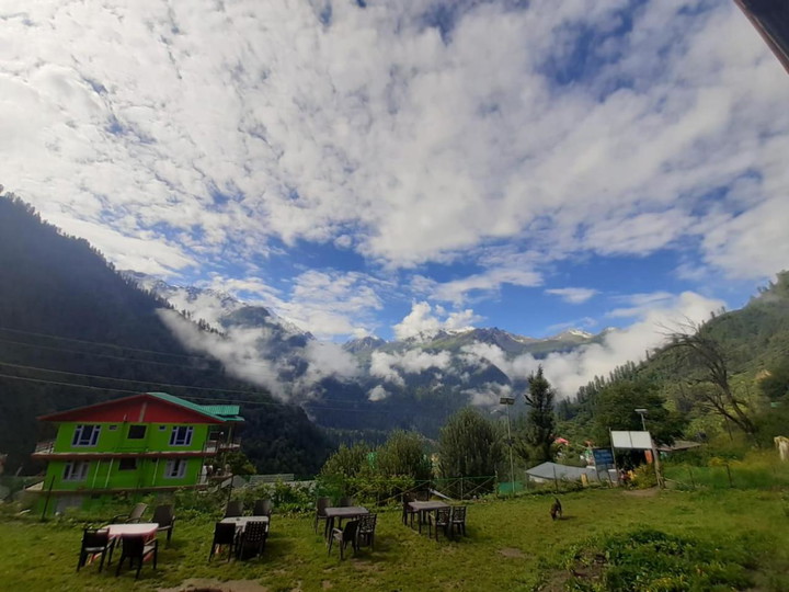 Shiva Mountain Guest House & Cafe - Tosh