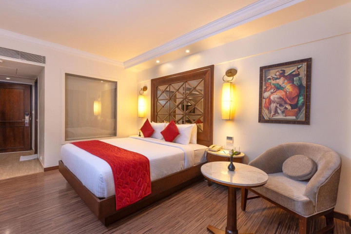 The Saibaba Hotel - Chennai