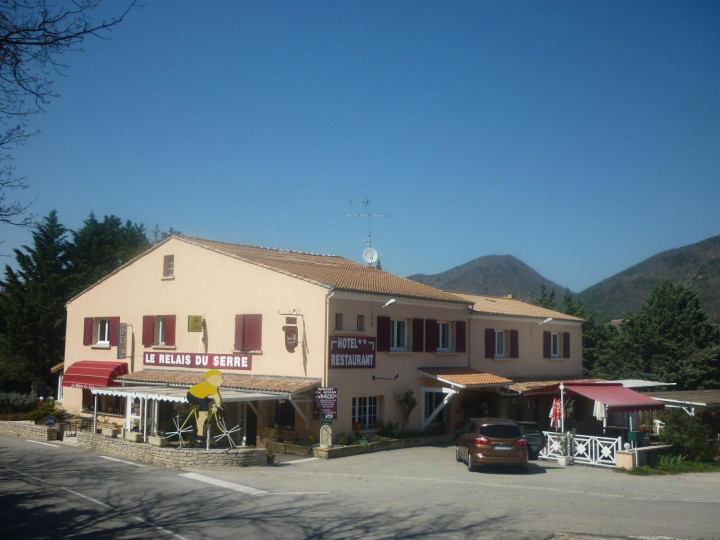 Logis Hotel Le Relais Du Serre - Dieulefit
