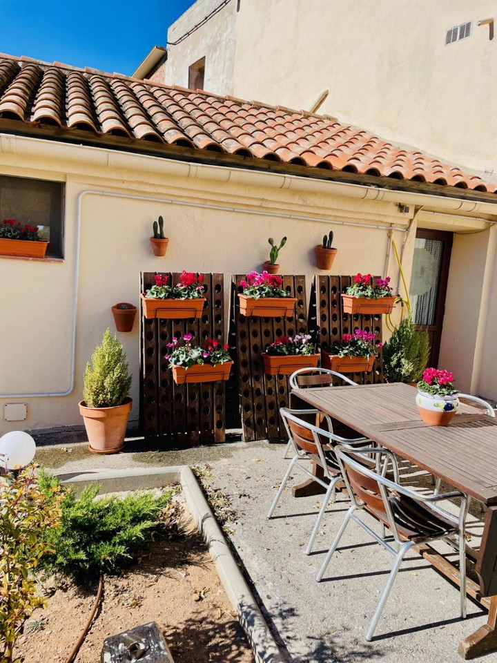 Casa De La Bodega - Catalonia