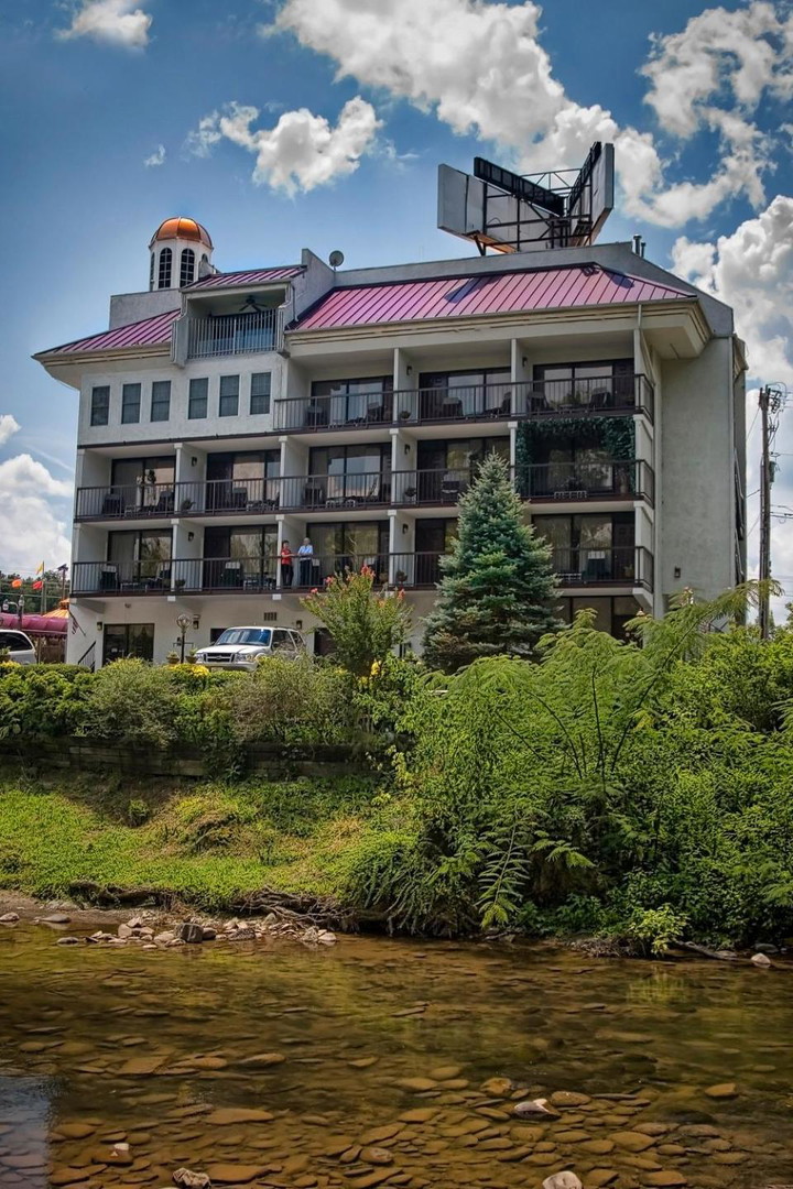 Rivergate Mountain Lodge - Sevierville, TN