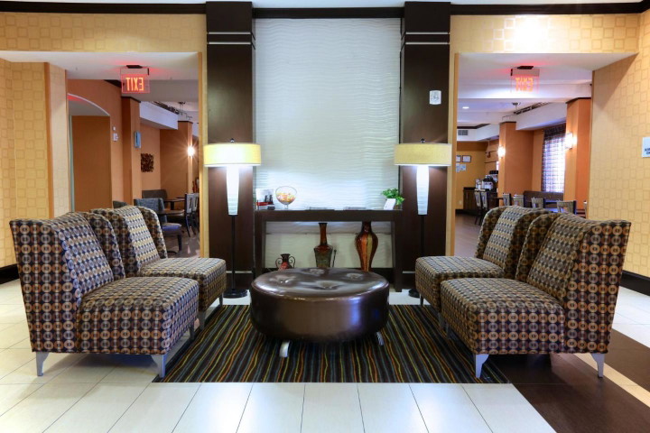 Holiday Inn Express Hotel & Suites Dallas West By Ihg - Dallas, TX