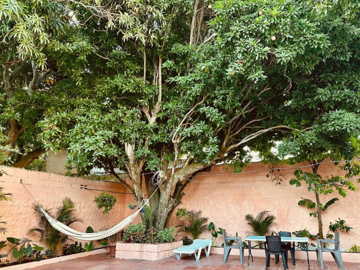 Hermosa Casa Ideal Para Grupos Y Familias Con Patio Amplio Cerca Al Malecón - Barranquilla