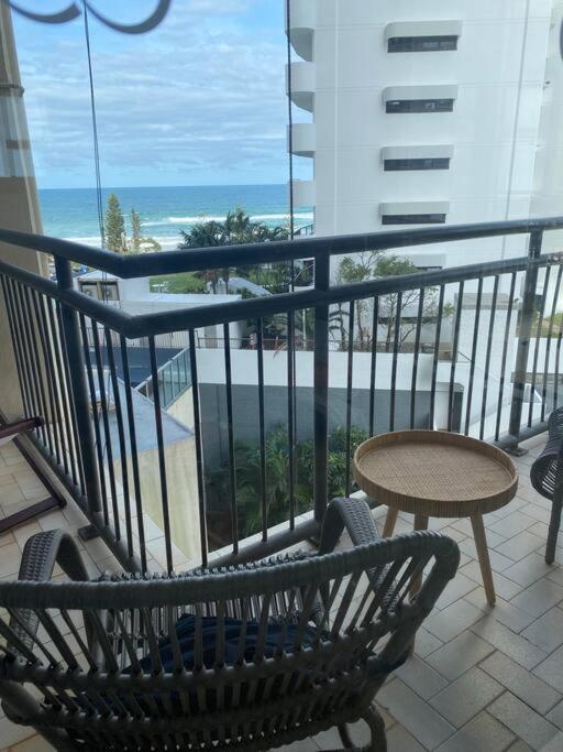 Fabulous Sea Views In The Heart Of Surfers - South Stradbroke Island