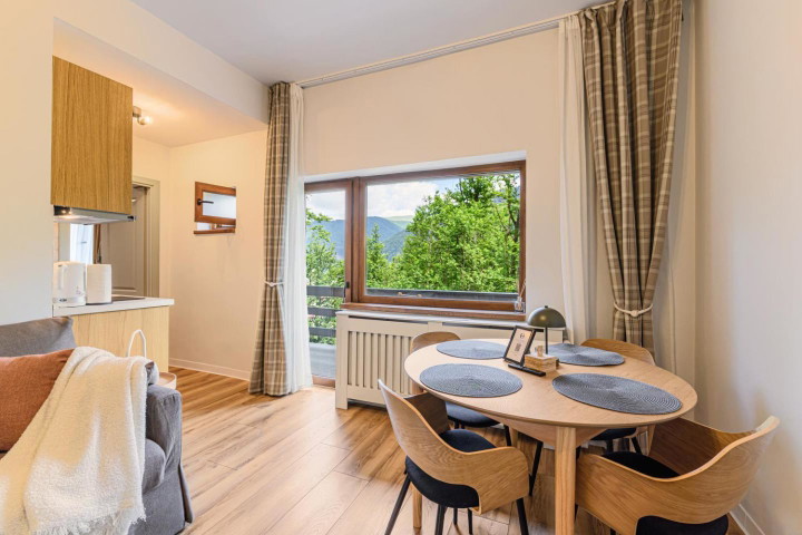 Entire Floor In Hublou Home - 2 Apartments - Sinaia
