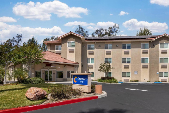 Comfort Inn Fontana - Rialto, CA