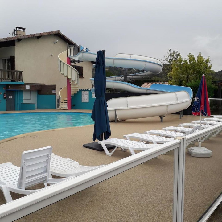 Mobile-home Dans Camping 4 éToiles - Givors