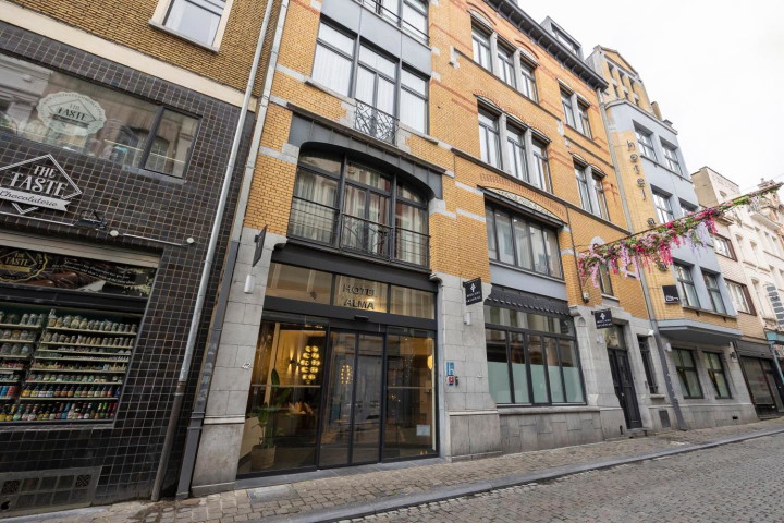 Alma Grand Place Hotel - Sint-Gillis