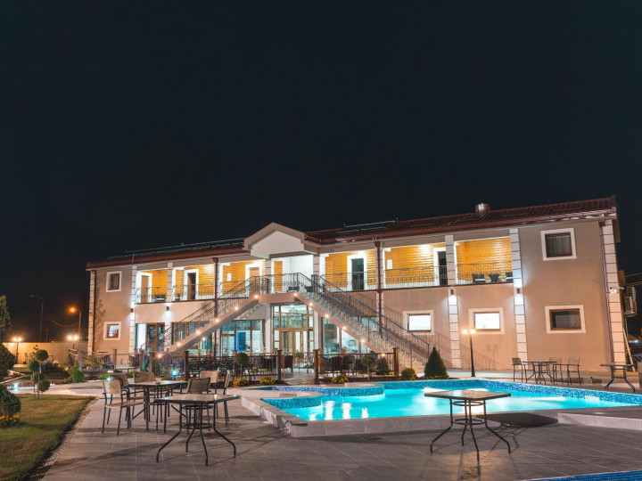 Hotel Royal Garden - Montenegro