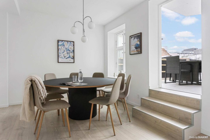 Premium High-street Home W Large Private Terrace - Aarhus