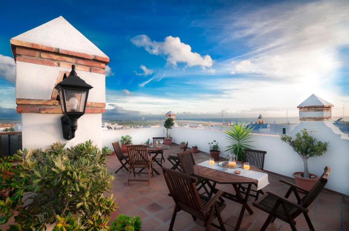 Hotel Restaurante Blanco Y Verde - Conil de la Frontera