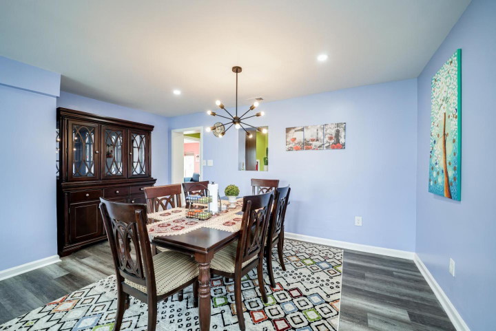 Lovely 2 Bedroom, 2 Bath Unit In West Alexandria. - Falls Church, VA