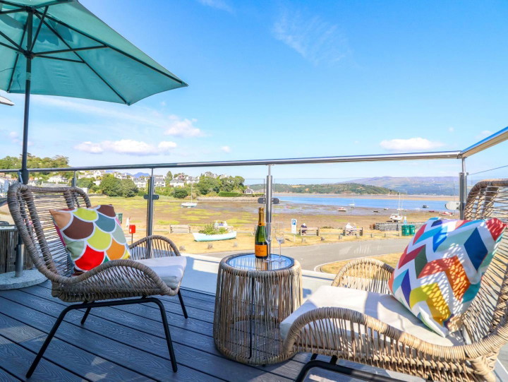 Sea View Apartment - Porthmadog