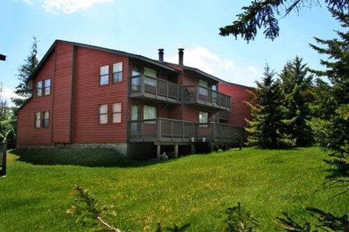 Tree Top 27 Mountaineer 3 Br Condo Slope Side - Snowshoe, WV