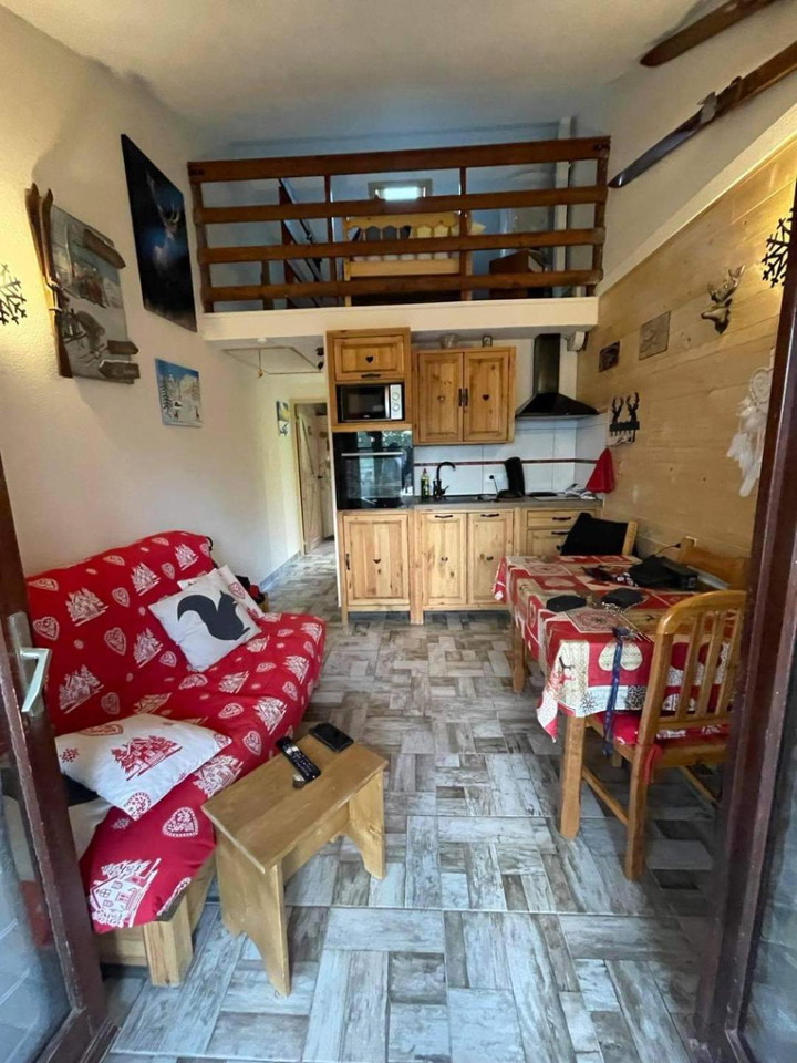 Les Fontanilles Odeillo Chalet 60 Wifi & Parking Gratuit Exposé Plein Sud & Plein Pied , Draps & Serviettes De Toilettes Non Inclus, Sabanas Y Toallas No Incluidos - Osséja