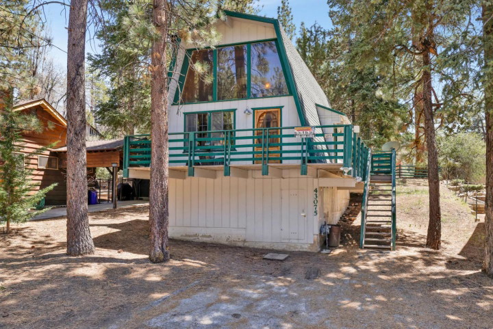 Three Bears Resort Cabin At Big Bear Lake - Big Bear Lake, CA
