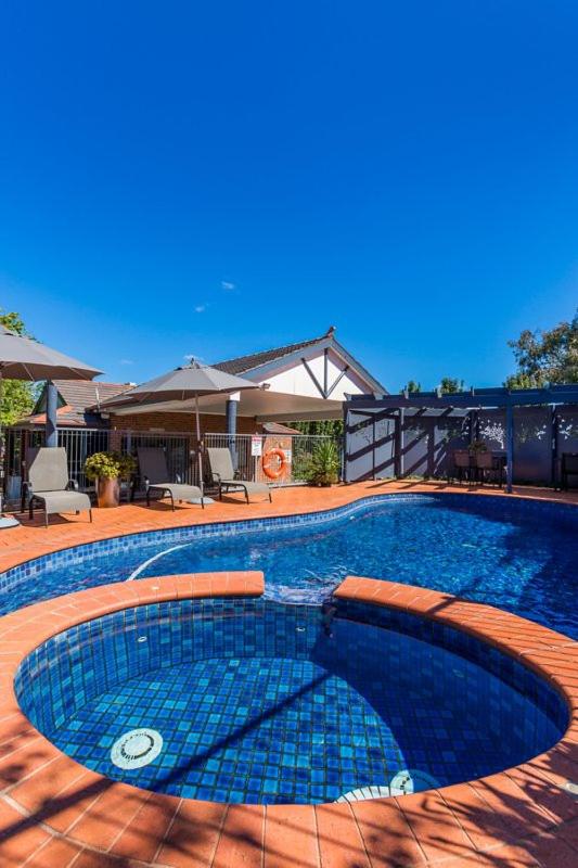 Blazing Stump Motel & Suites - Albury