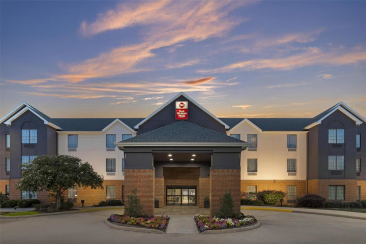 Best Western Plus Executive Hotel & Suites - Lake Charles, LA
