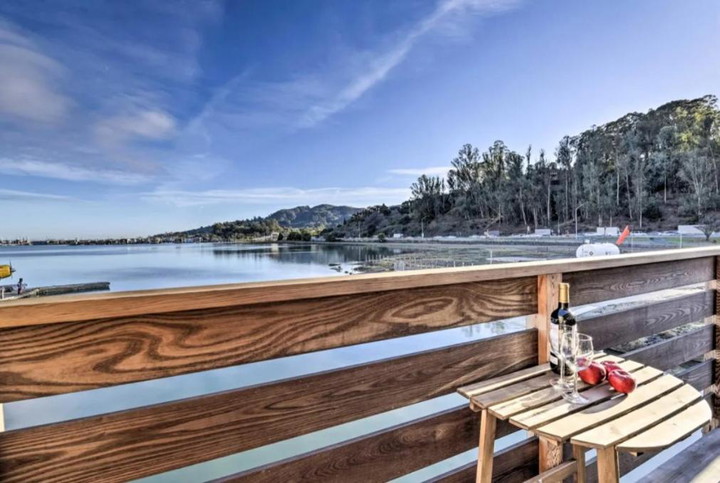 Floating Condos Of Commodore 11 - Stinson Beach, CA