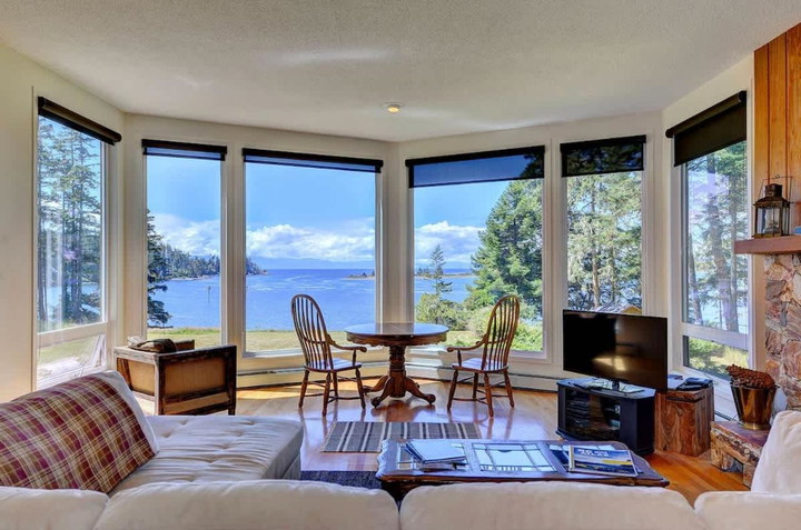 Pacific Coast Beach House By Emr Vacation Rentals - Sooke