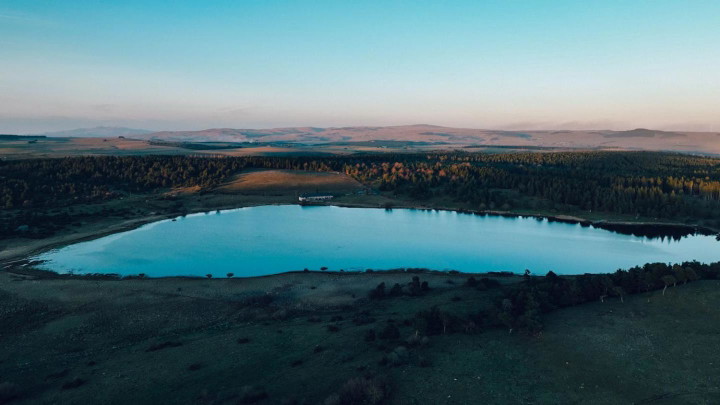 Instants D'absolu Ecolodge & Spa - Cantal