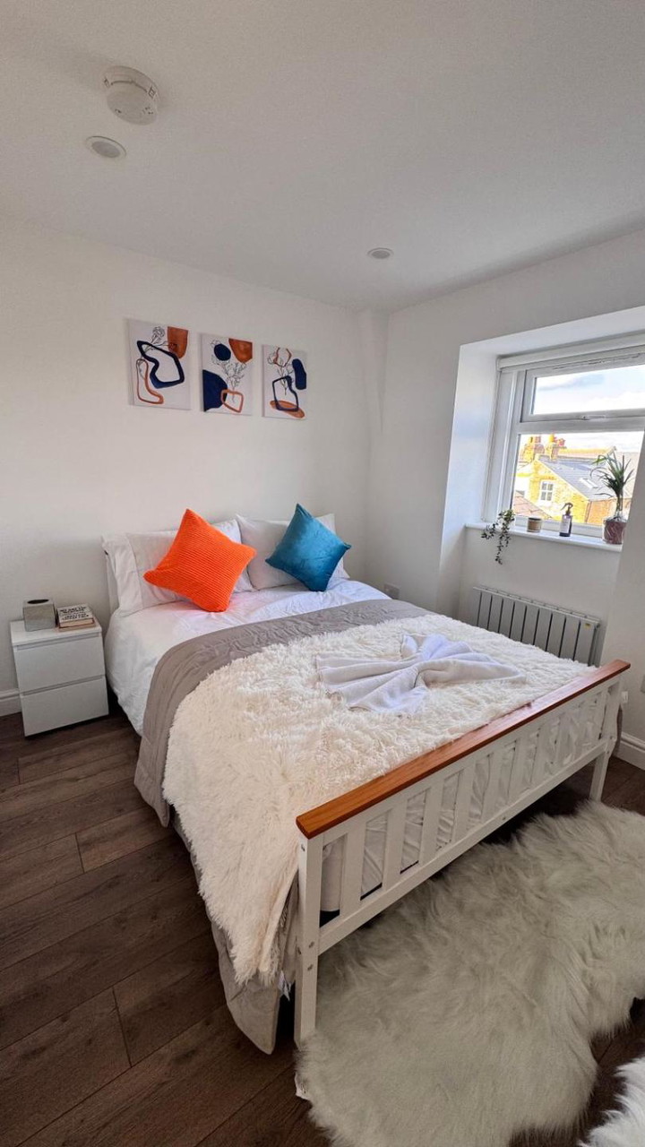 Penthouse Loft Suite In Putney, Ps5, 60"tv, Netflix, Sleeps 6, Ideal For Relocators And Professionals - Harrow