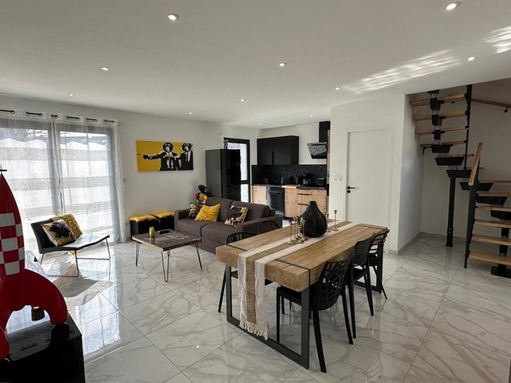 Le Refuge Du Léman, Duplex Neuf De 80m 2, à 10 Minutes De Geneve Pour 1 à 6 Personnes - Yvoire