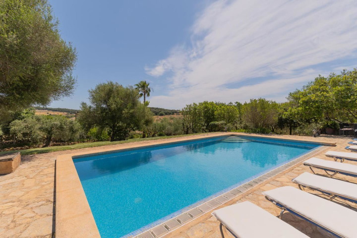 Murtera- Traditional Country Manor House For 9 People 5 Bedrooms And 4 Bathrooms Near Sant Llorenç - Baleares