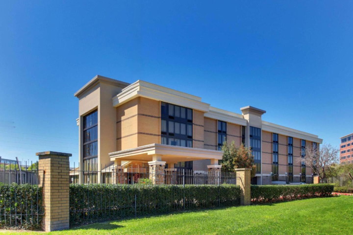 Heritage Inn Suites Houston Sugar Land, Trademark By Wyndham - Missouri City