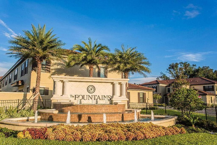 Cozy 3 Bed 3 Bath Townhome With Fast Wifi Pools-jacuzzi Near Disney - Davenport, FL