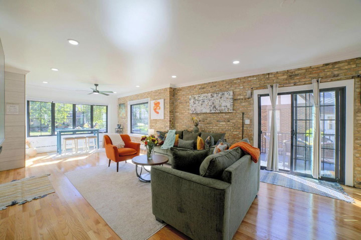 Pet Friendly! Near Casinos & Lake Michigan Beaches - Hammond, IN