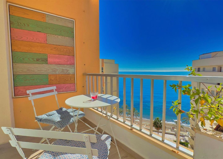 Great Studio Beachfront Marbella Center Neptuno Building Ninth Floor - Marbella