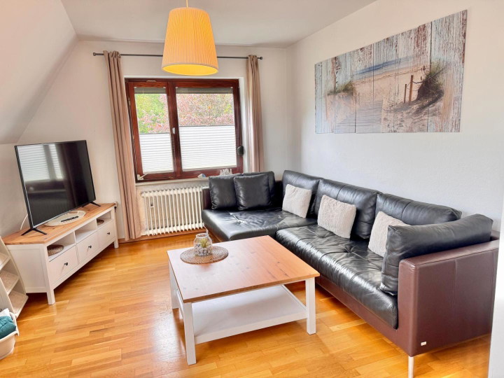 Heimelige Ferienwohnung Nesco Mit Balkon Und Garten - Aurich
