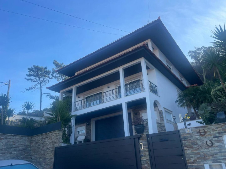 Moradia Com Piscina T4 - Río Duero