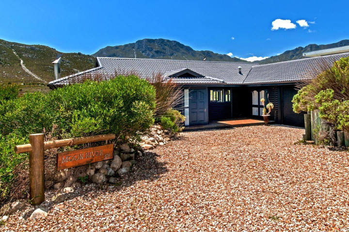 Moon River House - Pringle Bay