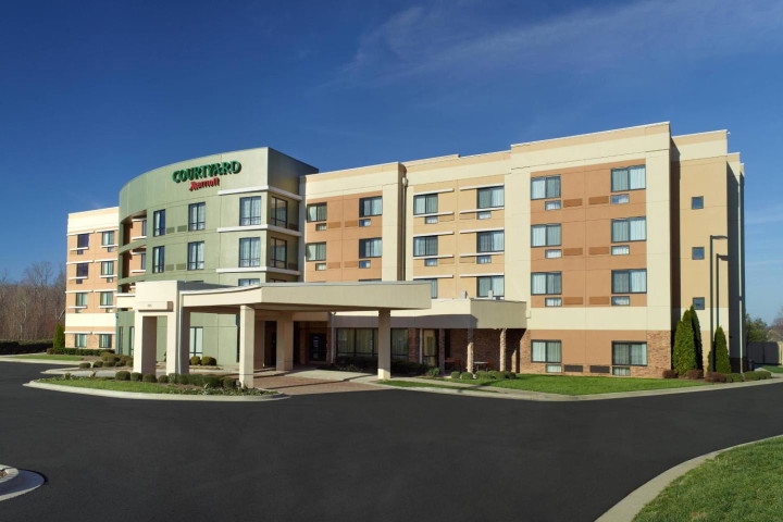 Courtyard By Marriott Clarksville - Clarksville, TN