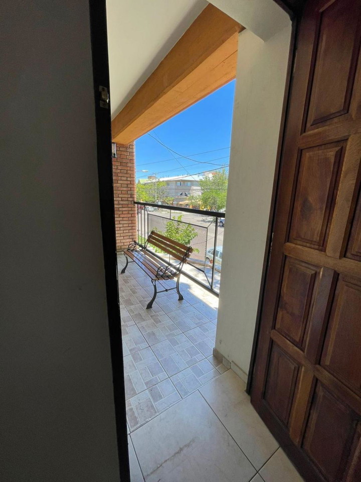 Departamento Amplio Y Cómodo. Impecable! - San Rafael, Argentina