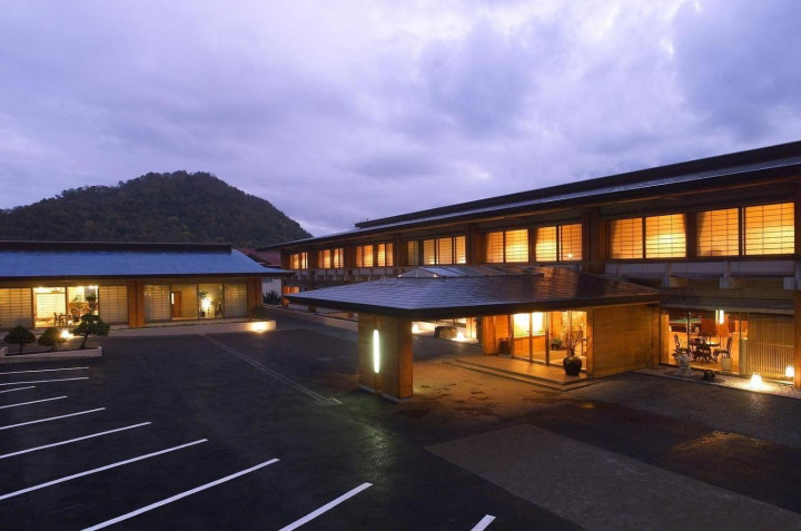 Shikotsuko Daiichi Hotel Suizantei - Chitose
