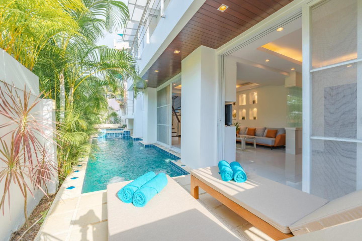 White Villa Patong - Patong Beach