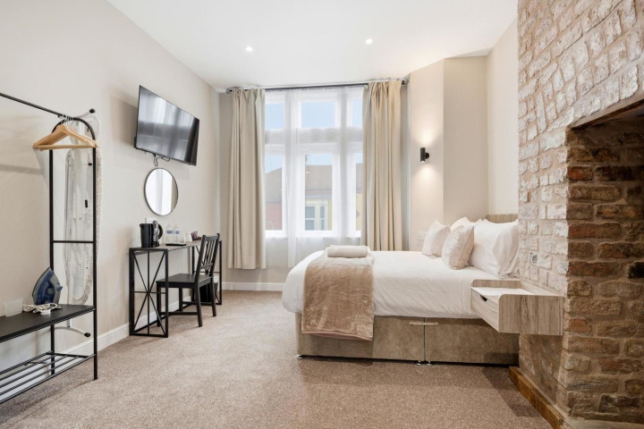 The Stuart Hotel - Formby