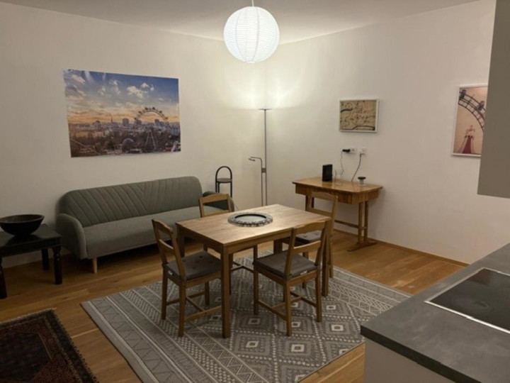Erdgeschosswohnung Mit Garage Und Innenhof - Westliches Wien - Vienna