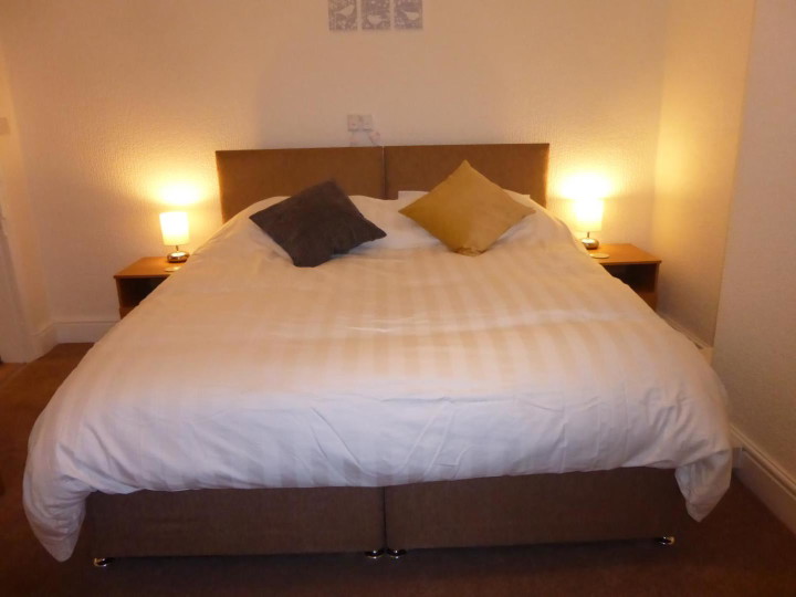 Mersey View, Two Bedroom Apartment, Liverpool - Formby