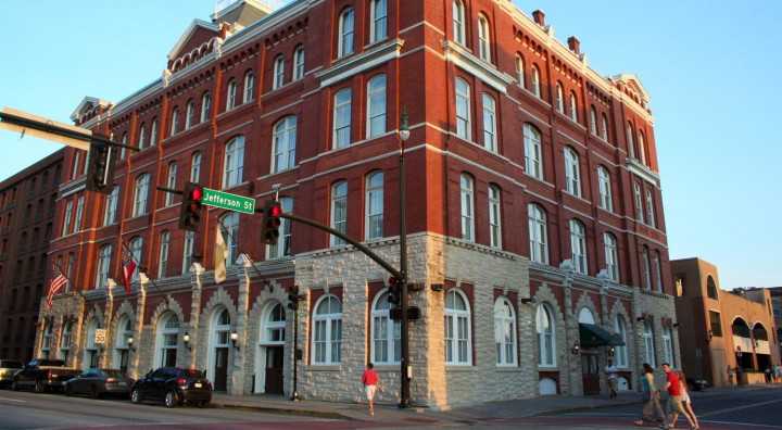 Hotel Indigo Savannah Historic District By Ihg - Savannah, GA