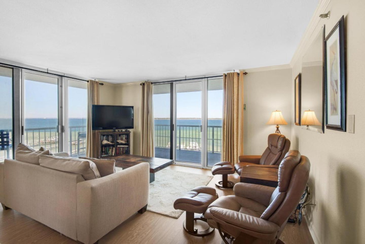 Tristan Towers Unit 9b - Gulf Breeze, FL